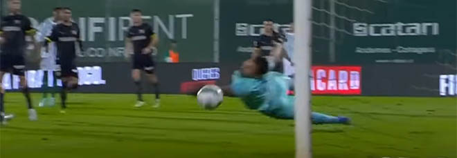 Ivan Zlobin faz exibição com várias defesas destacáveis – Rio Ave FC 1 ...